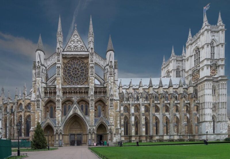 London: Westminster Walking Tour and Visit to Kew Gardens - A Deep Dive into the Experience