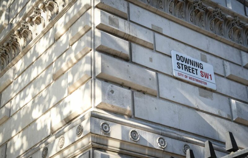 London: Westminster Walking Tour & St Paul's Cathedral Entry - What to Expect on the Walk