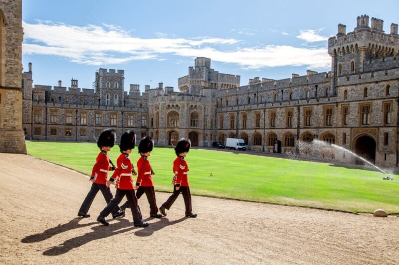 London: Windsor Castle, Stonehenge, and Bath Day Trip - Transportation, Guides, and Overall Experience