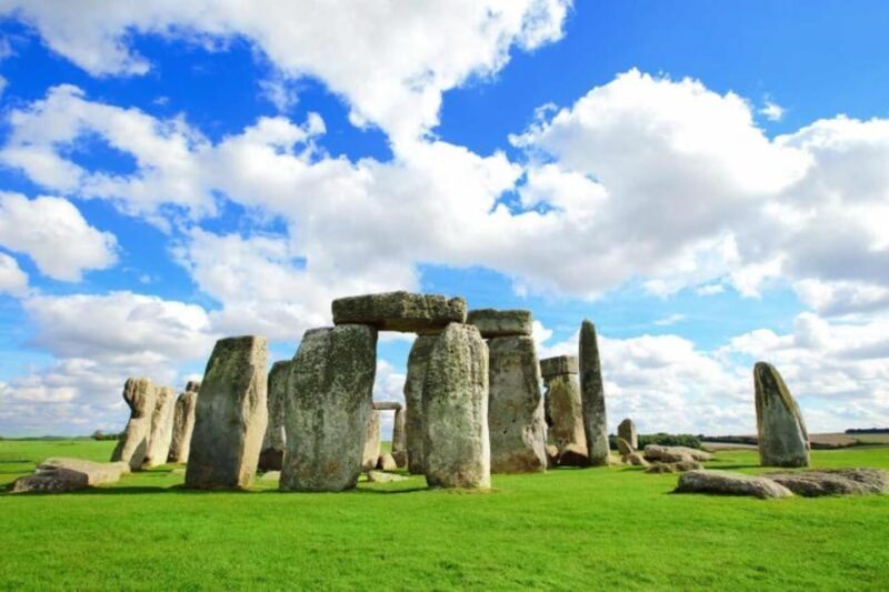 London: Windsor Castle, Stonehenge Bath Private Luxury Tour - Personal Guide and Customization