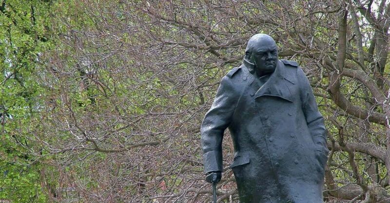 London: Winston Churchill Walking Tour with War Rooms Ticket - The Experience in Practice