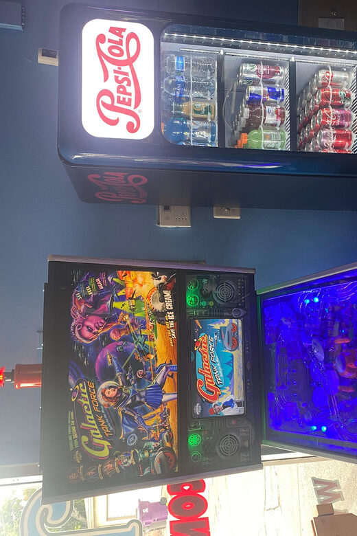 Long Beach: Pinball Arcade 40 Pinball Machines on Freeplay - The Sum Up