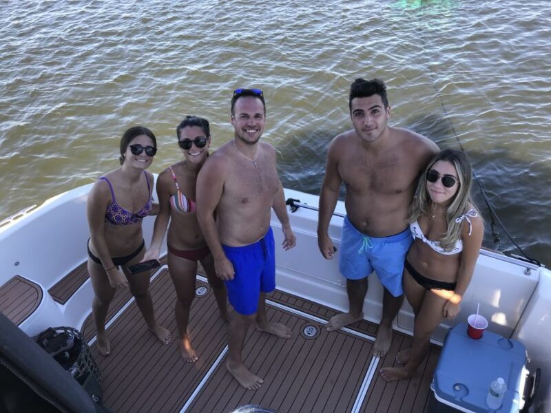 Long Island: Yacht Charters, Location: Port Jefferson Harbor - The Sum Up