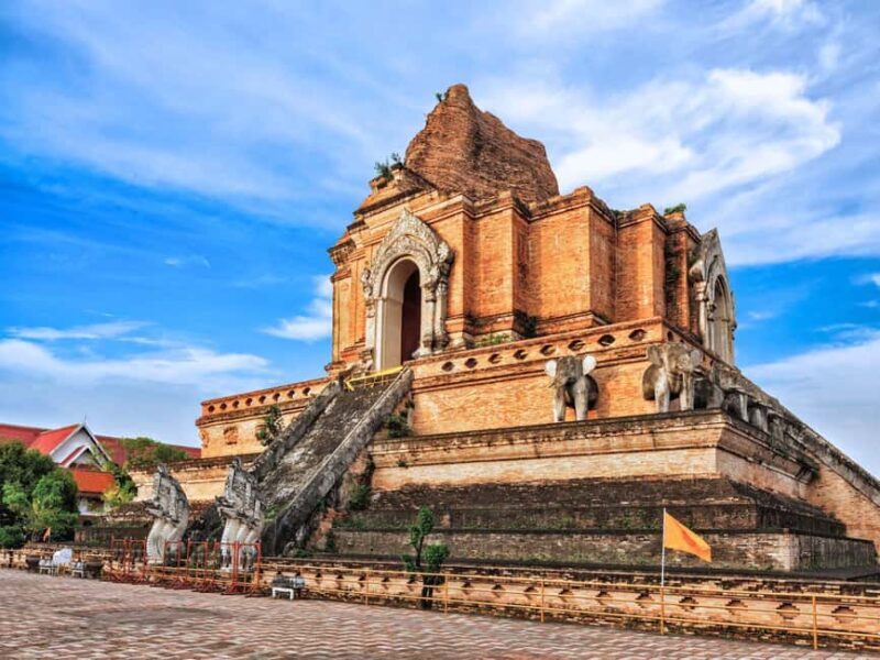 Long Neck Village, Silver Temple & Chiang Mai Top Sites - Who Is This Tour Best For?