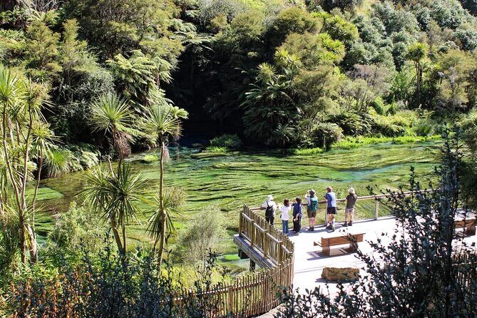 Lord of the Rings : 2-Day Private Tour from Auckland - Key Points