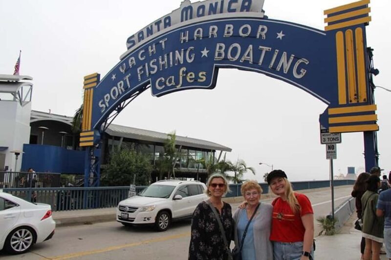 Los Angeles: 12 Pass Sprinter Limo Private Tour, 4,5,6 hrs. - FAQ