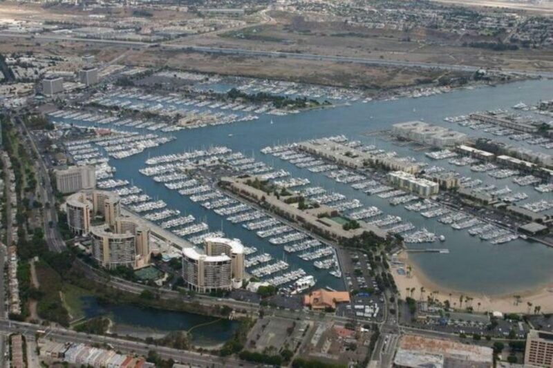 Los Angeles: 30 Minutes Helicopter Tour of the Coastline - Key Points