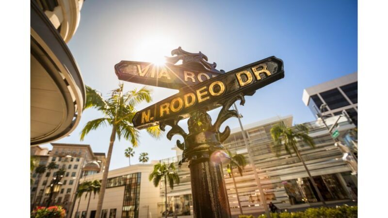 Los Angeles: Celebrity Homes and Hollywood Open-Air Bus Tour - Who Should Book This Tour?