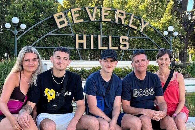 Los Angeles: City Highlights Tour with Guide - Transportation and Group Size