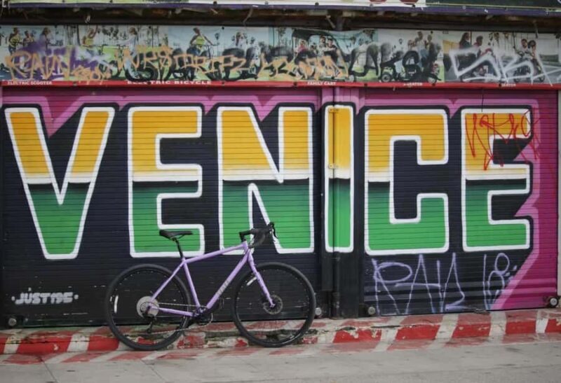 Los Angeles: Coastal E-Bike Tour with Guide - Key Points