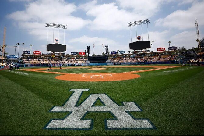 Los Angeles Dodgers Game with Japanese Speaking Concierge - Key Points