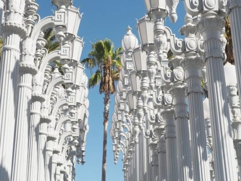 Los Angeles : Half-Day Private Car Tour With A Guide - Beverly Hills and Rodeo Drive: The Pinnacle of Elegance