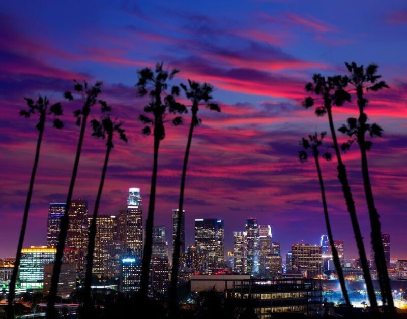 Los Angeles: Hollywood Night Tour with Griffith Observatory - Transportation and Group Size