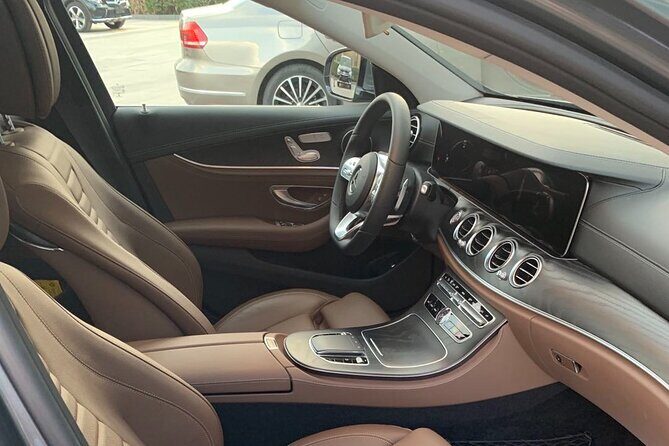 Los Angeles International LAX Airport Chauffeur Service, pick up. - Who Would Love This Service