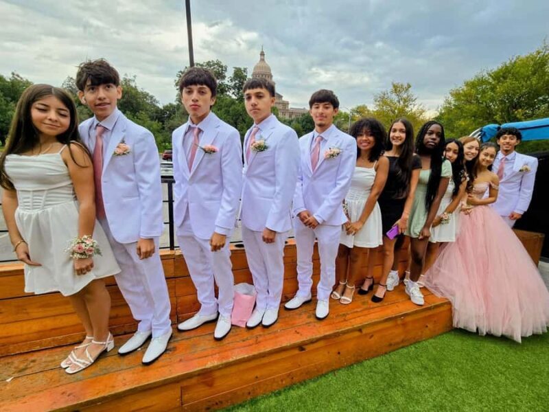 Los Angeles: Party Bus Rental with Chauffeur - Key Points