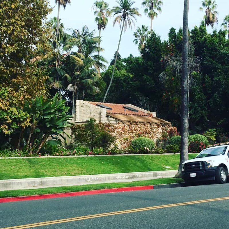 Los Angeles: Private Hollywood Scandals and Crime Tour - Starting Point and Logistics