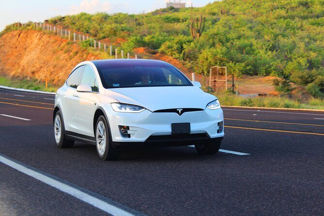 Los Cabos Luxury Private Tesla Transfer from Airport to Cabo San Lucas Area - Who Should Consider This Service?