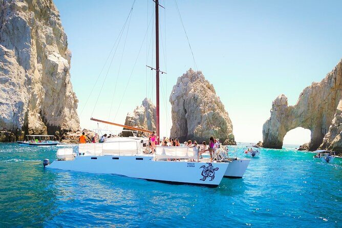 Los Cabos Private Catamaran Sunset Cruise with Snacks & Open Bar - Setting Sail in Cabo: What to Expect