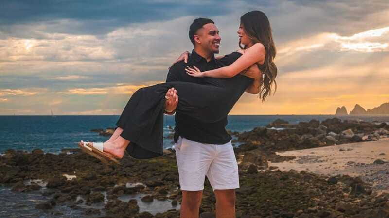 Los Cabos: Private Photographer 1 hour photo session - The Value of Different Photo Packages