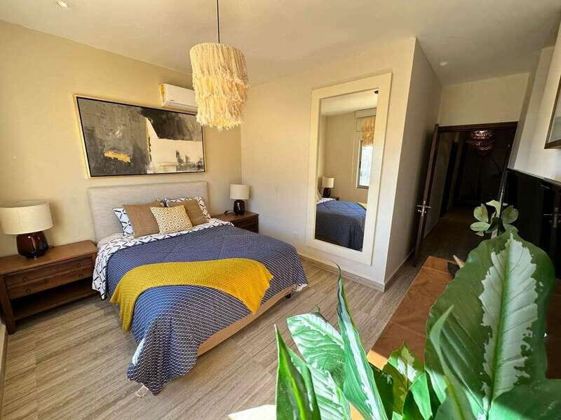 Los Cabos: Real Estate Tour with Welcome Drink and Coffee - Transportation and Practical Details