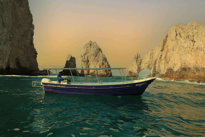 Los Cabos: Sunset Boat Tour to the Arch and Sea Lions - What to Expect on the Sunset Boat Tour