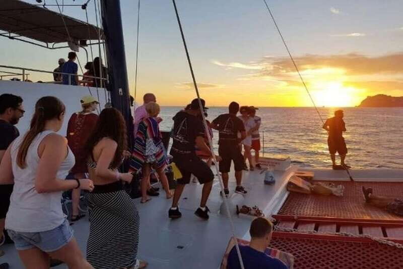 Los Cabos: Tacos & Tequila Tasting Sailboat Tour - What Guests Say