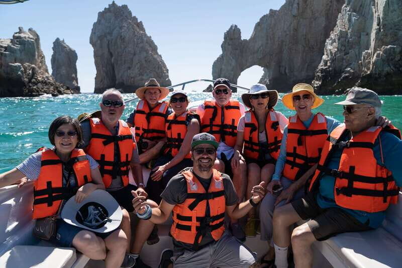 Los Cabos: Whale Watching (Transport and Pictures Included) - Introducing the Experience