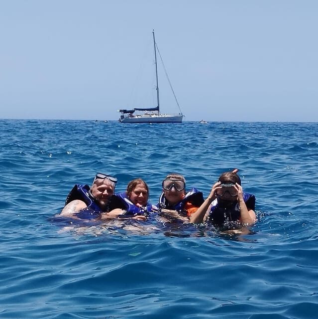Los Cristianos: Kayak & Snorkel Tour with turtles and photos included - FAQs