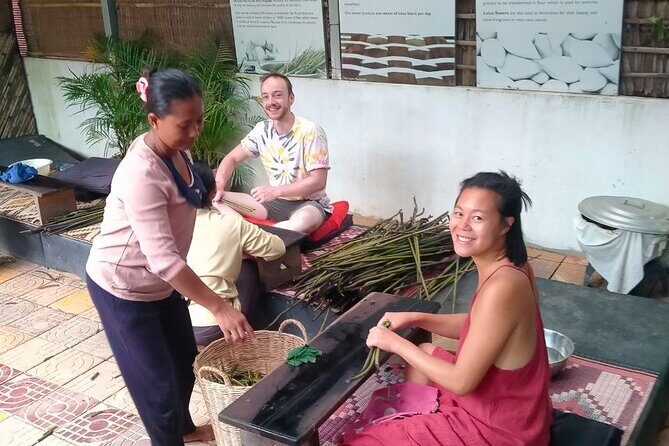 Lotus Silk Farm: Discover Learn and Experiment the Lotus Flower - Key Points