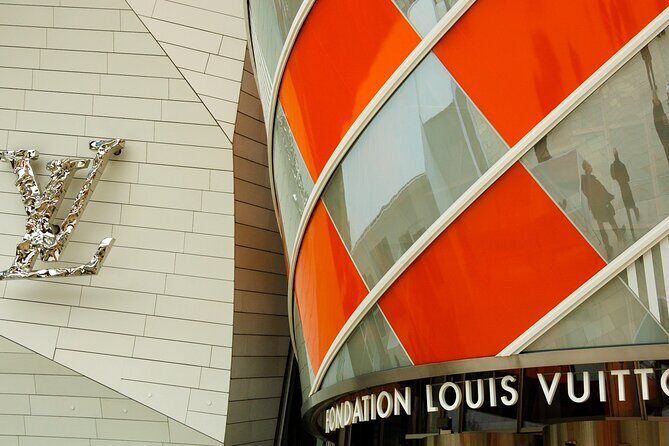 Louis Vuitton Foundation Exterior Walking Tour and Premium Entry - The Experience in Detail