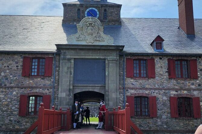 Louisbourg Fortress, Lighthouse and Cliffside Adventure - An In-Depth Look at the Tour