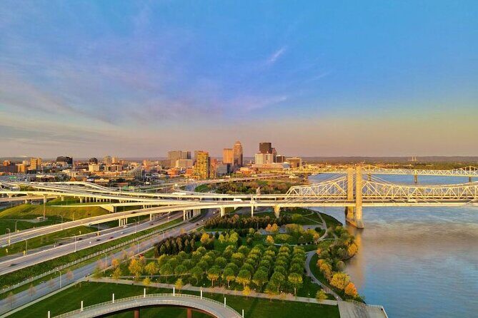 Louisville Kentucky Art Walk Shelby Park Pursuit a Palooza - Key Points