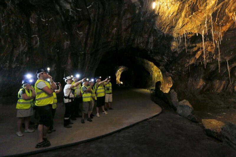Loulé: St. Barbara Art Collection w/Guided Salt Mine Tour - In Summary