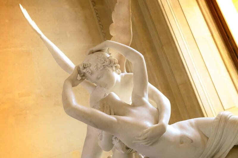 Louvre Art and Mysteries PVT Experience (FR RUS ENG ESP ARA) - What Does the Tour Cover?