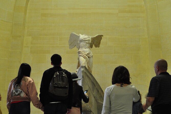 Louvre Late Opening Guided Tiny Group Tour - A Close Look at the Experience