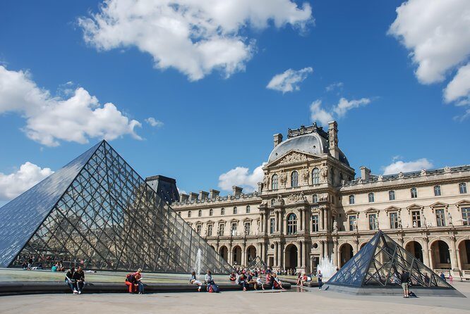 Louvre Priority Access with Mona Lisa Escort or Guided Option - The Pros and Cons