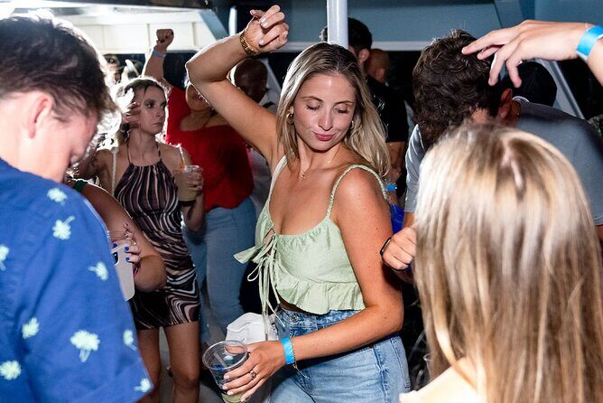 Love X Hate Valentine Party Cruise - Food, Drinks & Overall Experience