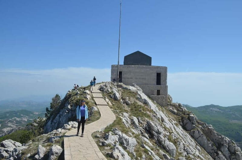 Loven Hiking Private Tour - FAQ