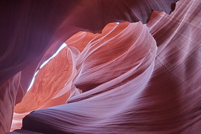Lower Antelope Canyon and Horseshoe Bend from Sedona - Exploring the Lower Antelope Canyon and Horseshoe Bend from Sedona: A Detailed Review
