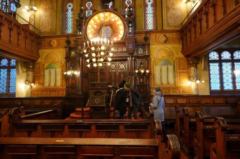 Lower East Side Experience w/ 4 Delis & Synagogue Entry - Who Should Consider This Tour?
