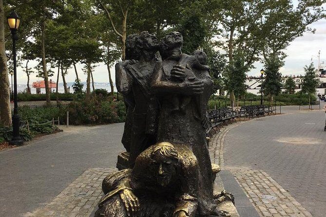 Lower Manhattan Tour with Statue of Liberty View - Is It Worth the Price?