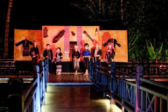 Luang Prabang Dinne & Ethnic Fashion Show - Key Points