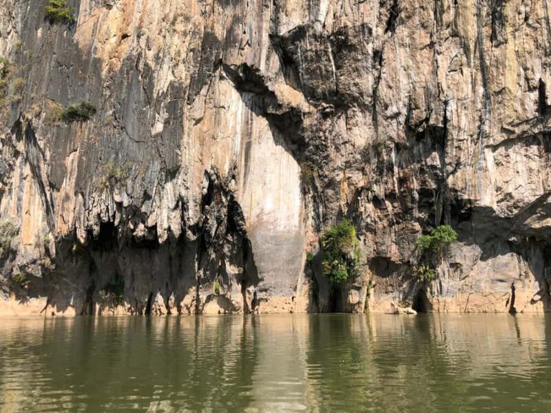 Luang Prabang: River Cruise with Lunch to Pak Ou Caves - Starting Point and Logistics