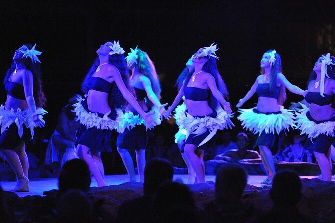 Luau Kalamaku on Kauai with Manor House 4-Course Dinner & Show - The Four-Course Island Feast