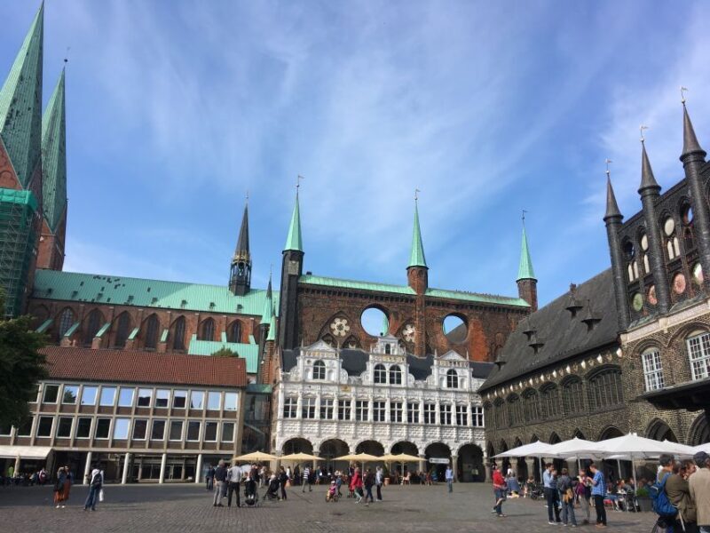 Lübeck: Backyards and Town Houses Private Guided Tour - The Value Proposition