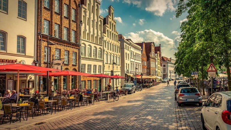 Lübeck: Private Christmas Market Tour - An In-Depth Look at the Tour Experience
