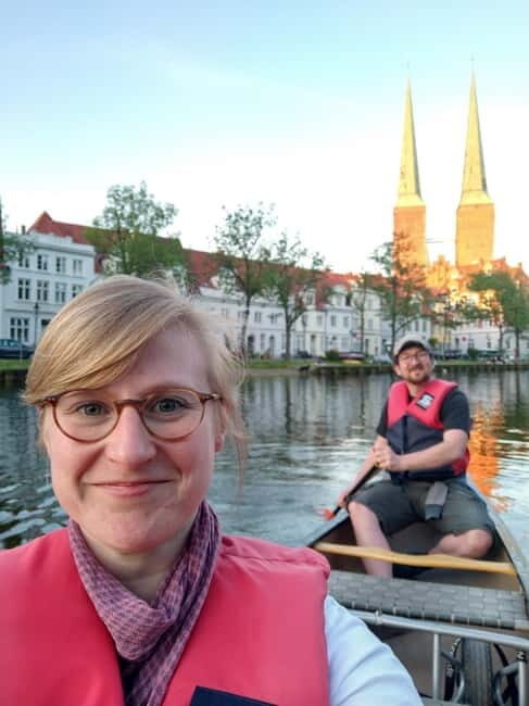 Lübeck's old town by canoe: explore and circumnavigate on your own - A Closer Look at the Experience