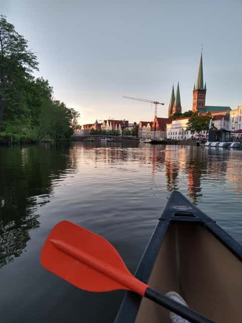 Lübeck's old town by canoe: explore and circumnavigate on your own - Authenticity and Unique Aspects