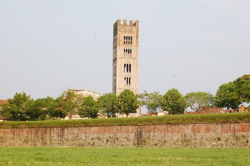 Lucca: E-Bike Rental - Price and Value: Does It Make Sense?