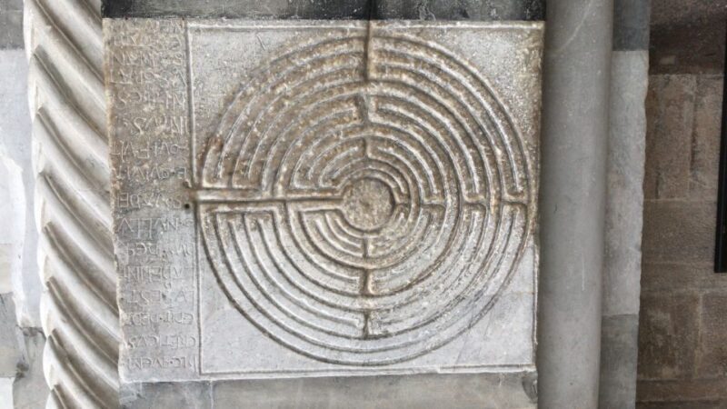 Lucca: Guided City by Night Walking Tour - Key Points
